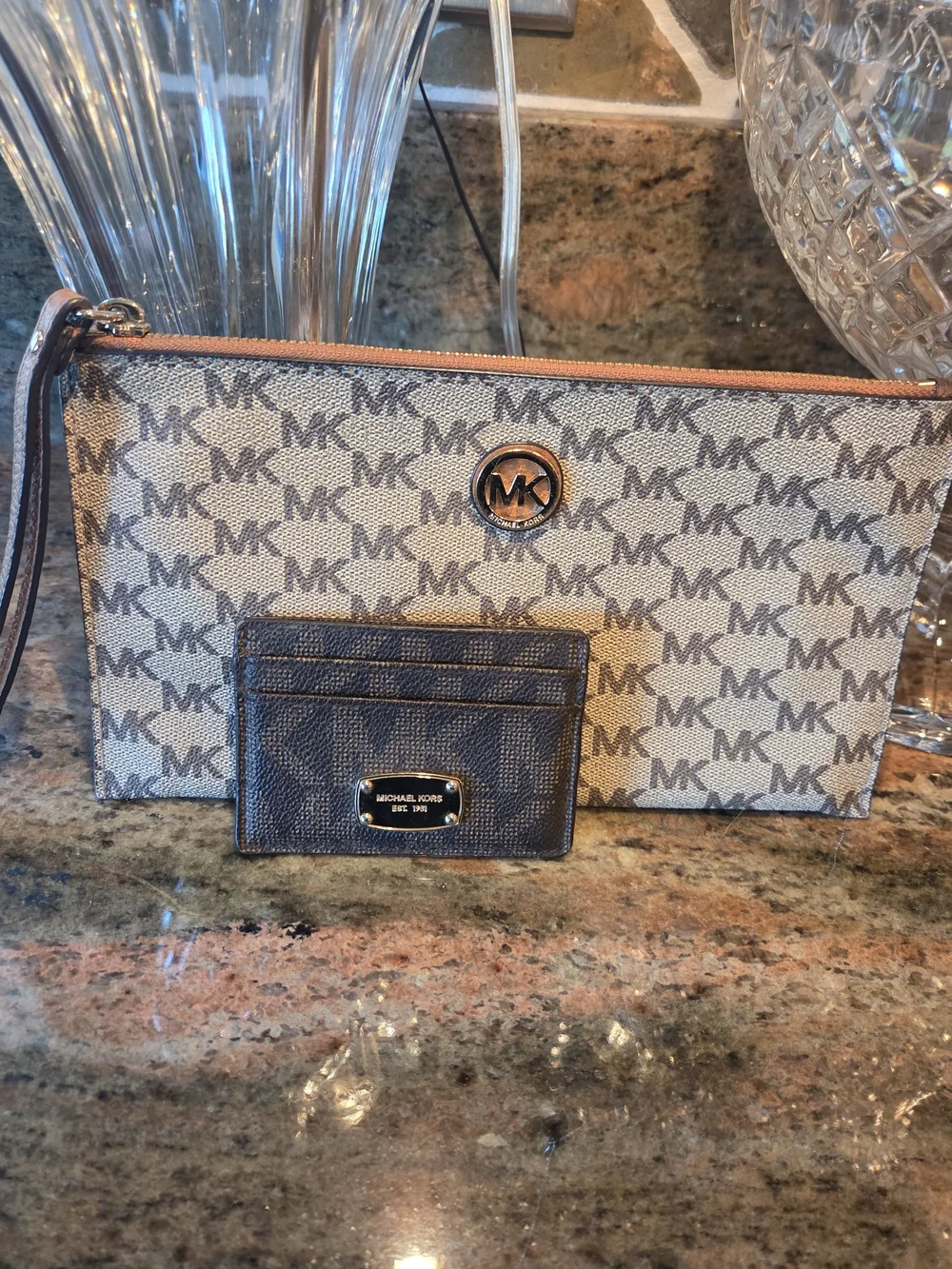 Michael Kors | Bags | Michael Kors Beigelight Brown Signature Mk ...